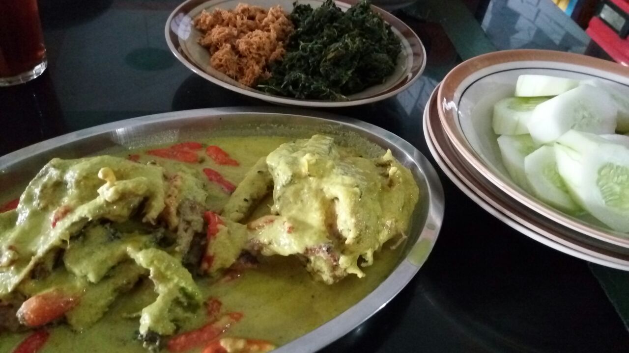 Polahku : Masakan Ayam Lodho Khas Tulungagung