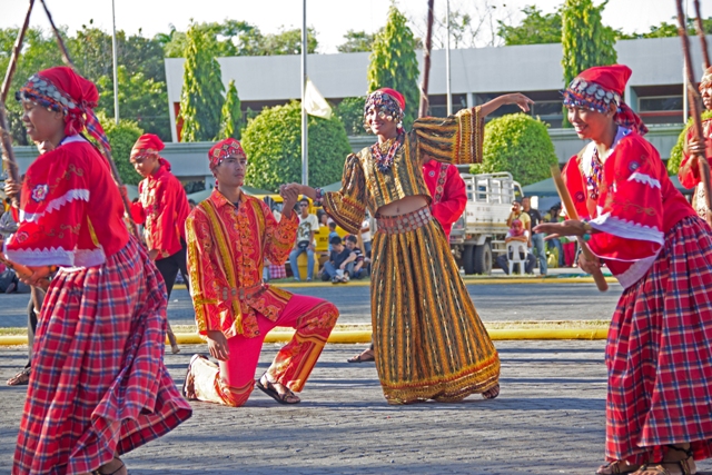 mybeautifulILOILO: A Great Literary Show through HIRINUGYAW ...