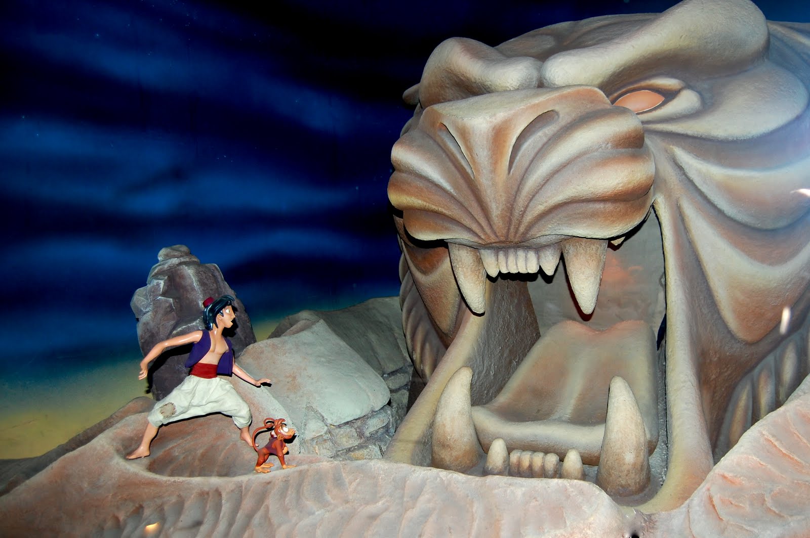 DisneyShawn: Aladdin's Enchanted Passage