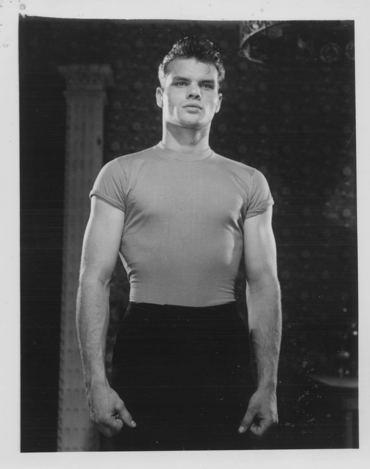 Male Models Vintage Beefcake: Bob Thompson Photographed by the Athletic ...