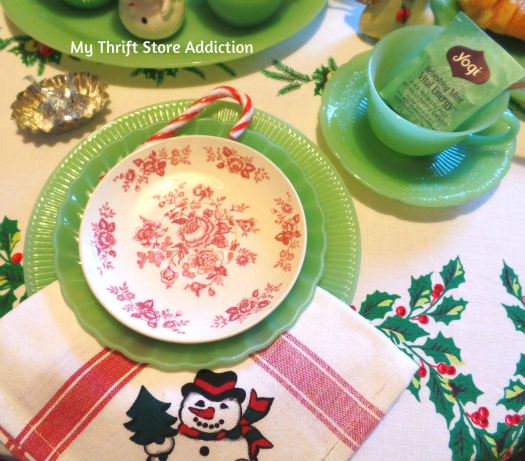A Holly Jolly Jadeite Kitchen! | My Thrift Store Addiction