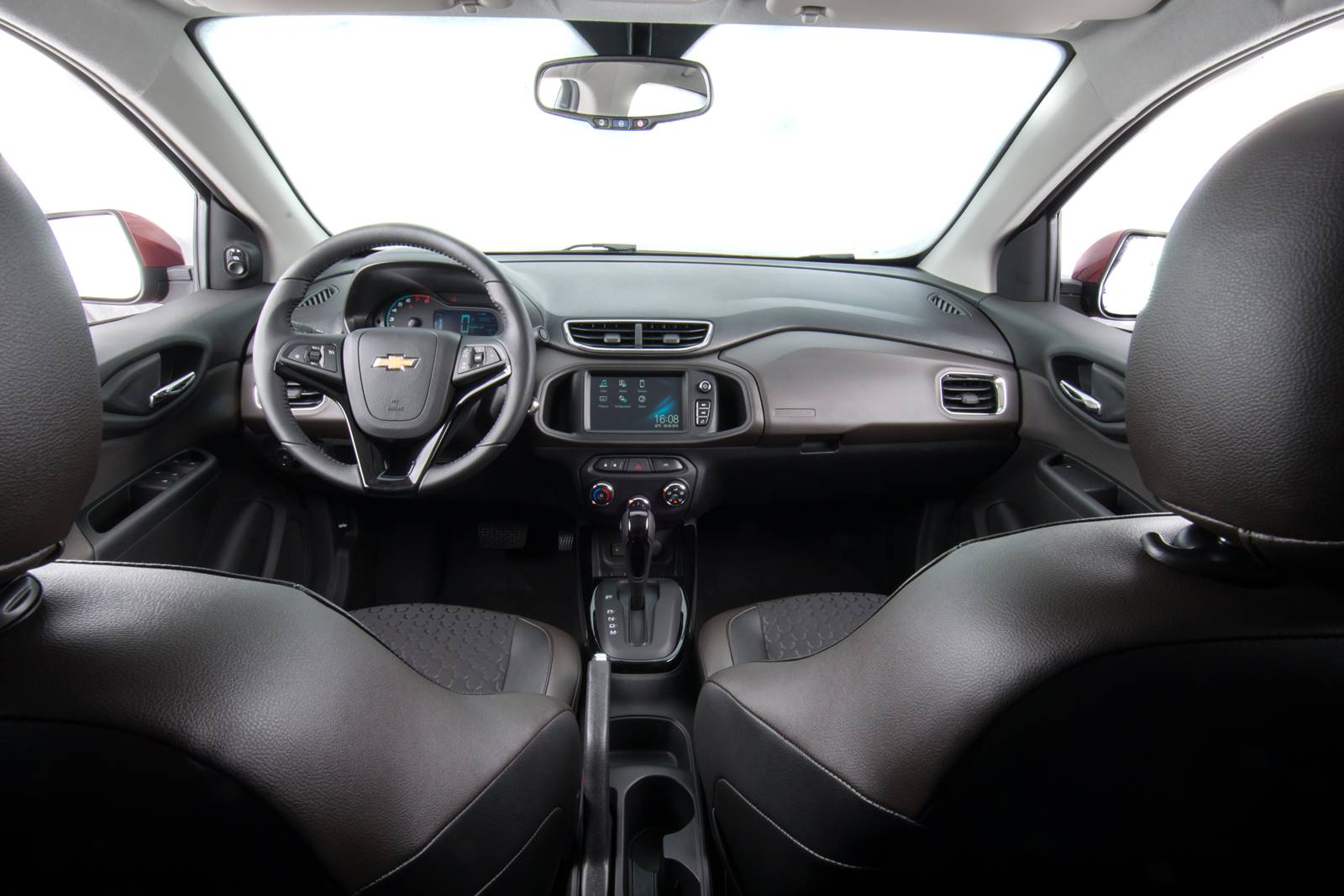 Novo Prisma 2017: preços, consumo, performance - vídeo