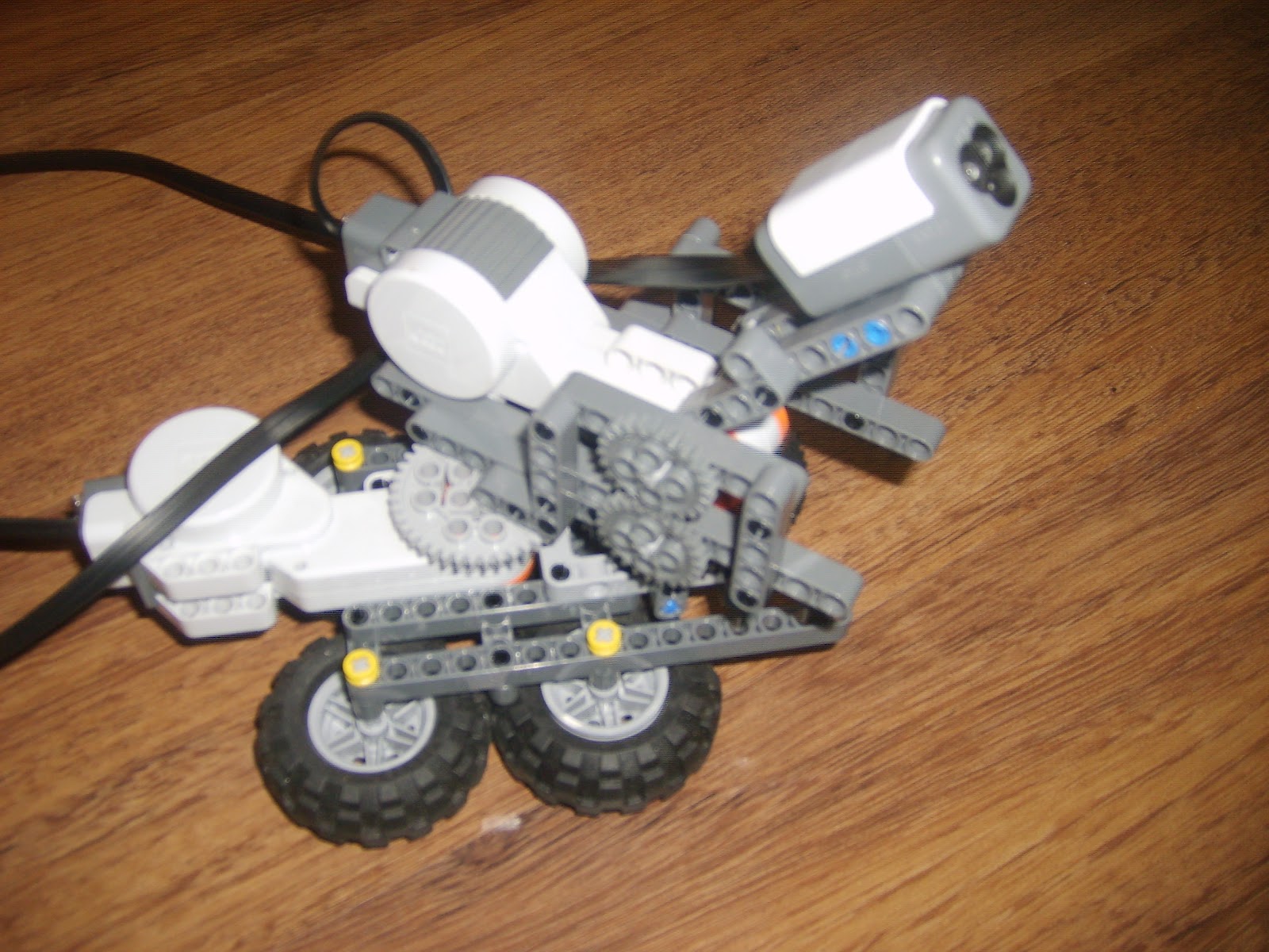 Mi lego mindstorms NTX: La torreta 360º