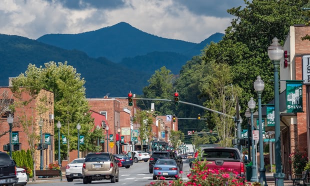 Visit Ebbing, Missouri from Three Billboards - #IHeartHollywood