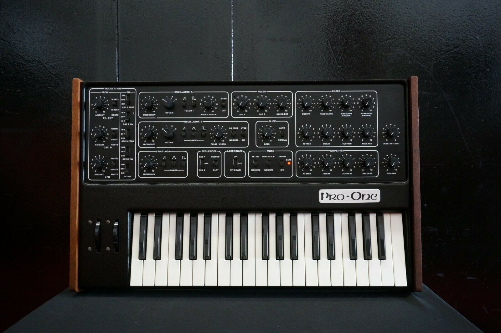 MATRIXSYNTH: Sequential Circuits Pro-One SN 7229
