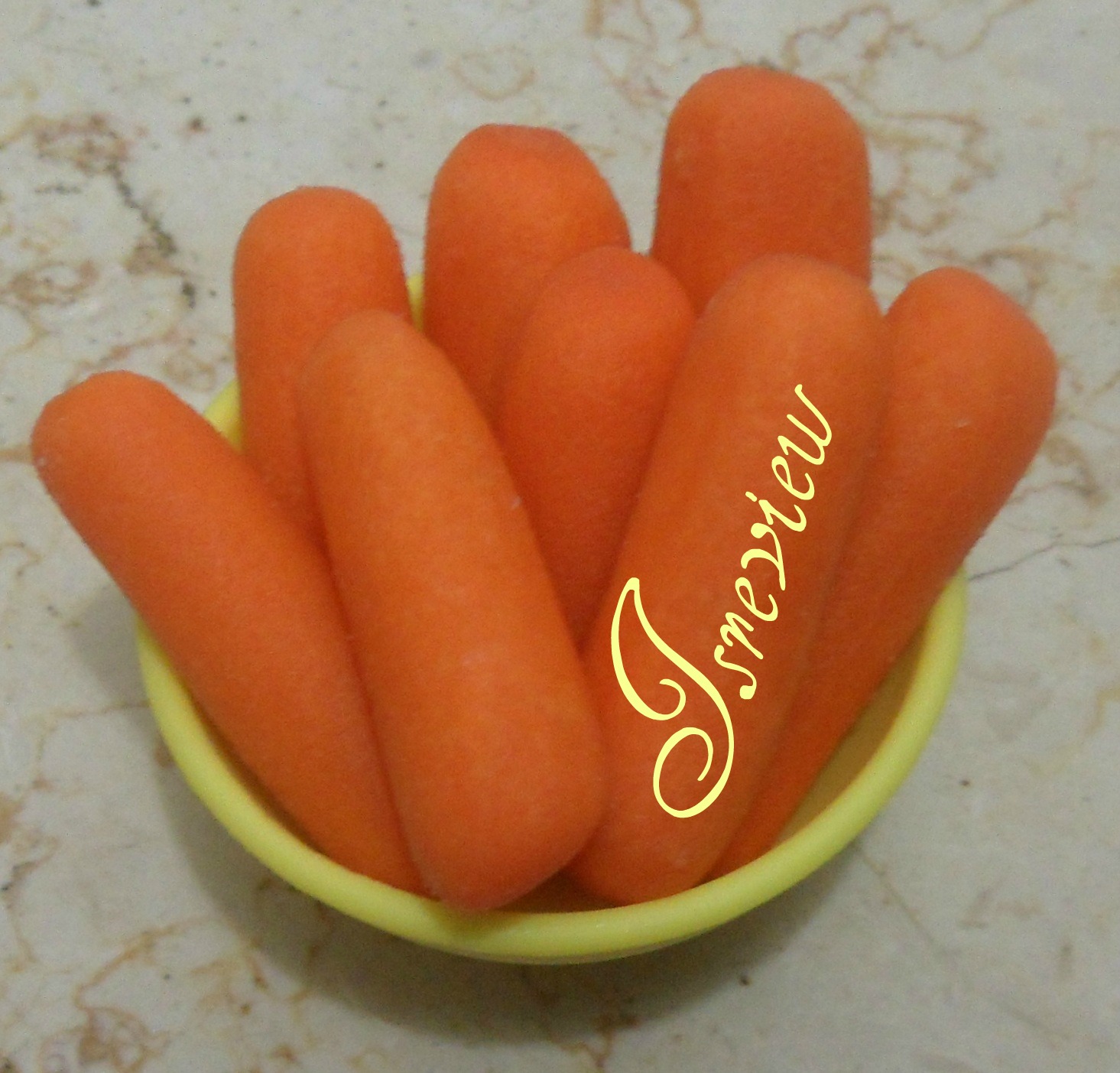 Isreview: Strauss Fresh Baby Carrots & Carrot Sticks