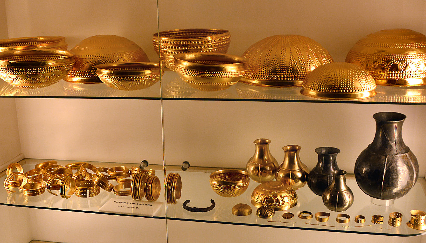 LAS JOYAS EN LA EDAD DE BRONCE