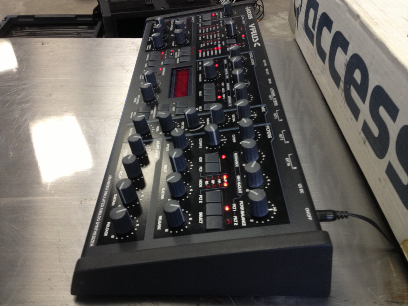 MATRIXSYNTH: Access Virus C Synthesizer with Original Box