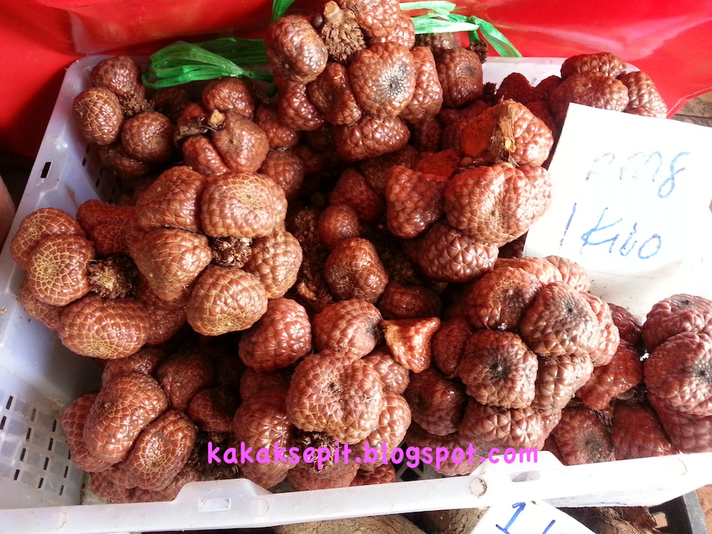 Kakak Sepit: DINNER AT KUCHING