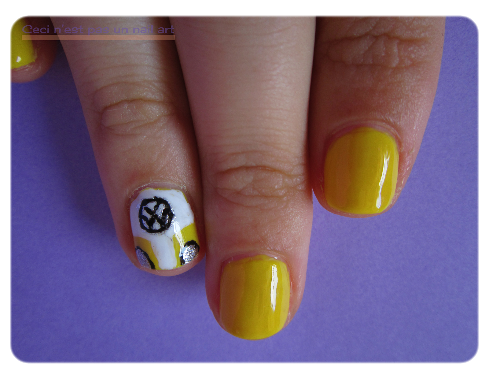 Ceci n'est pas un nail art: NOTD: Manicura de furgoneta Volkswagen ...
