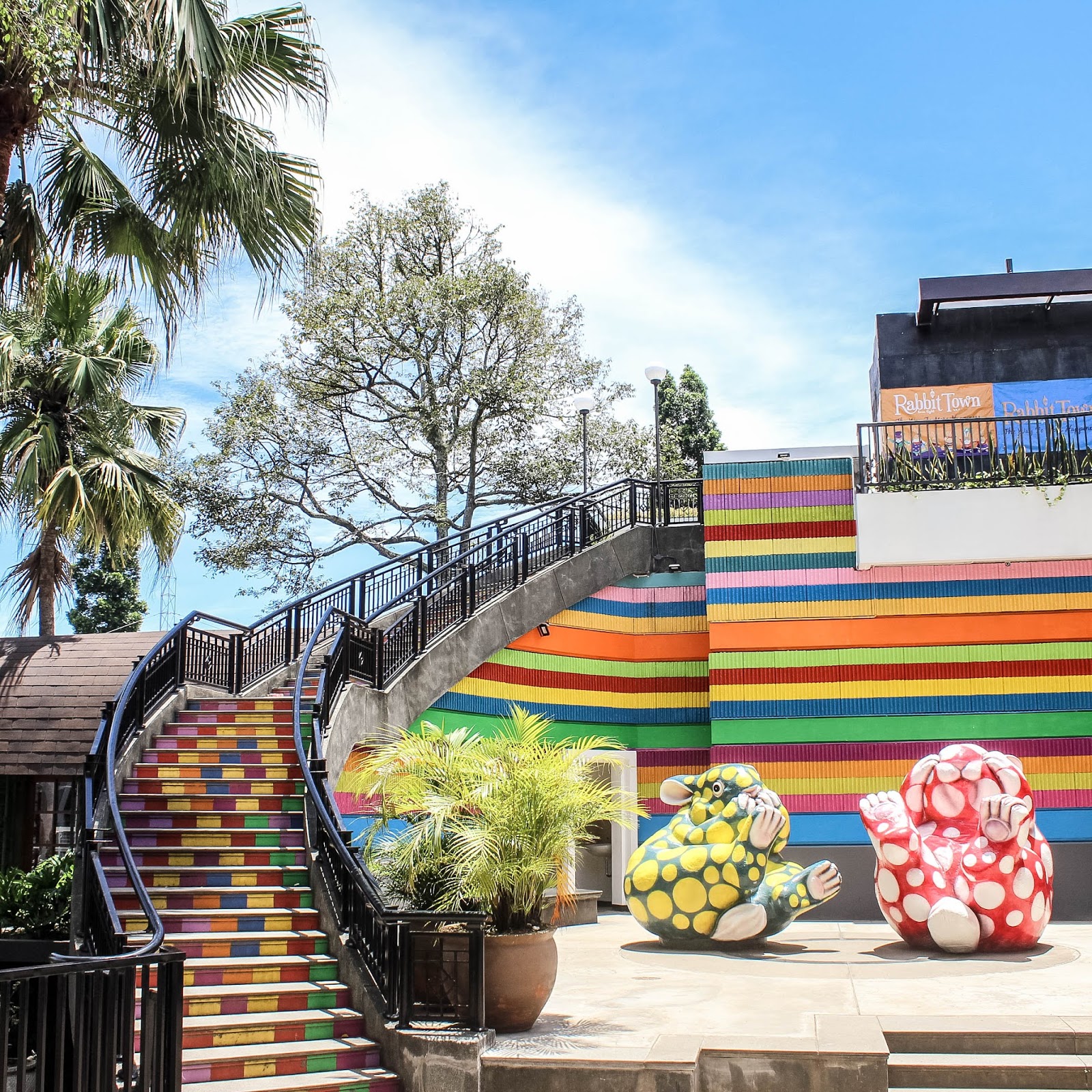 [TRAVEL REVIEW] RABBIT TOWN BANDUNG: WISATA SELFIE UNTUK SELURUH ...