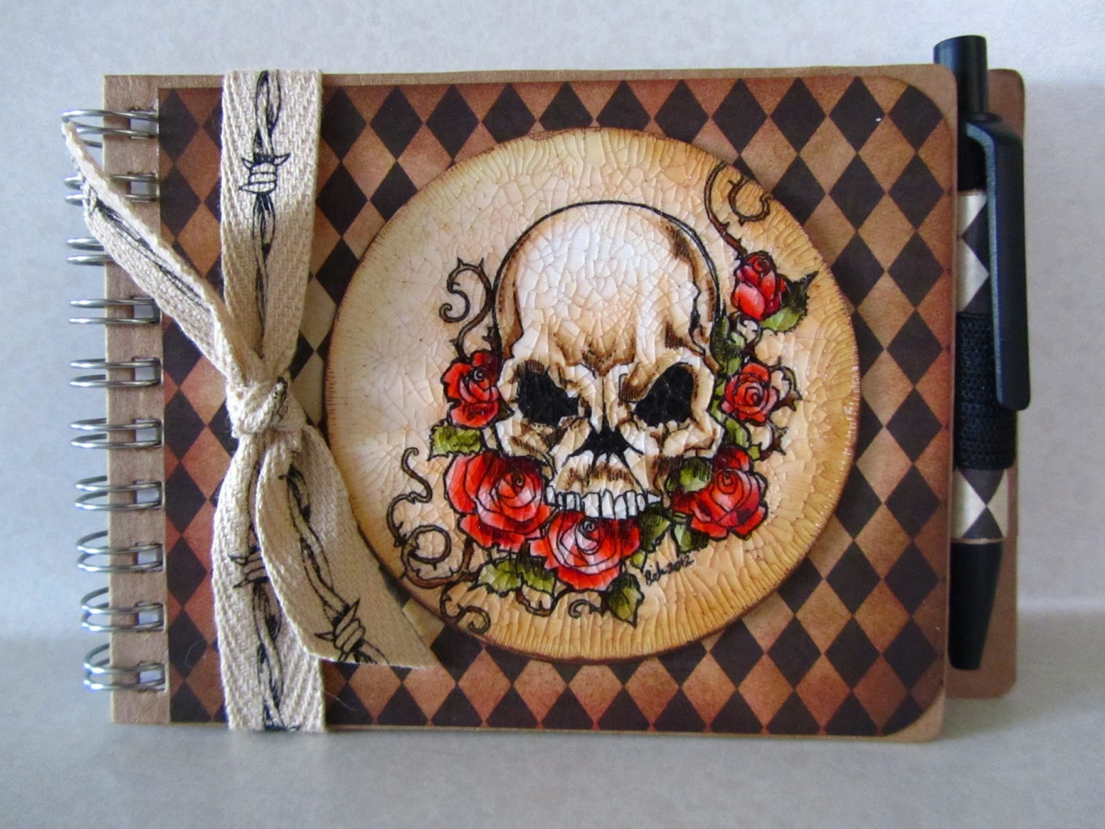 Creepy Glowbugg: Altered notebook