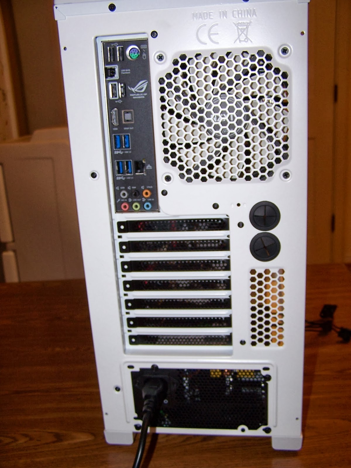 Joyful-Abundance: Li and Mom are game to build a computer