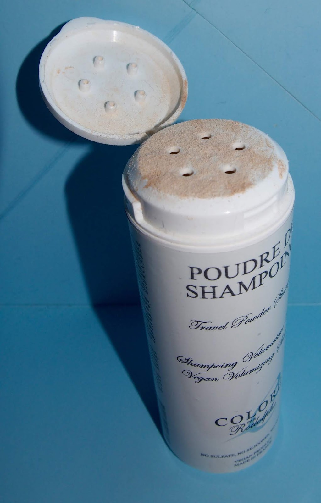 Belle et buzz: Poudre de shampooing, Coloré par Rodolphe