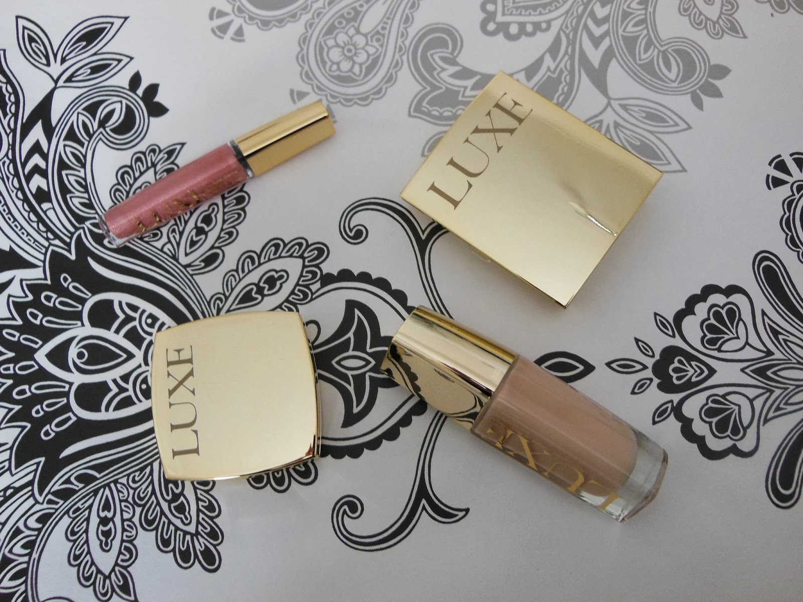 Avon Luxe collection review | Tales of a Pale Face | UK beauty blog