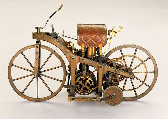 World's First Motorcycle (1885) - Daimler's riding car - facts inform