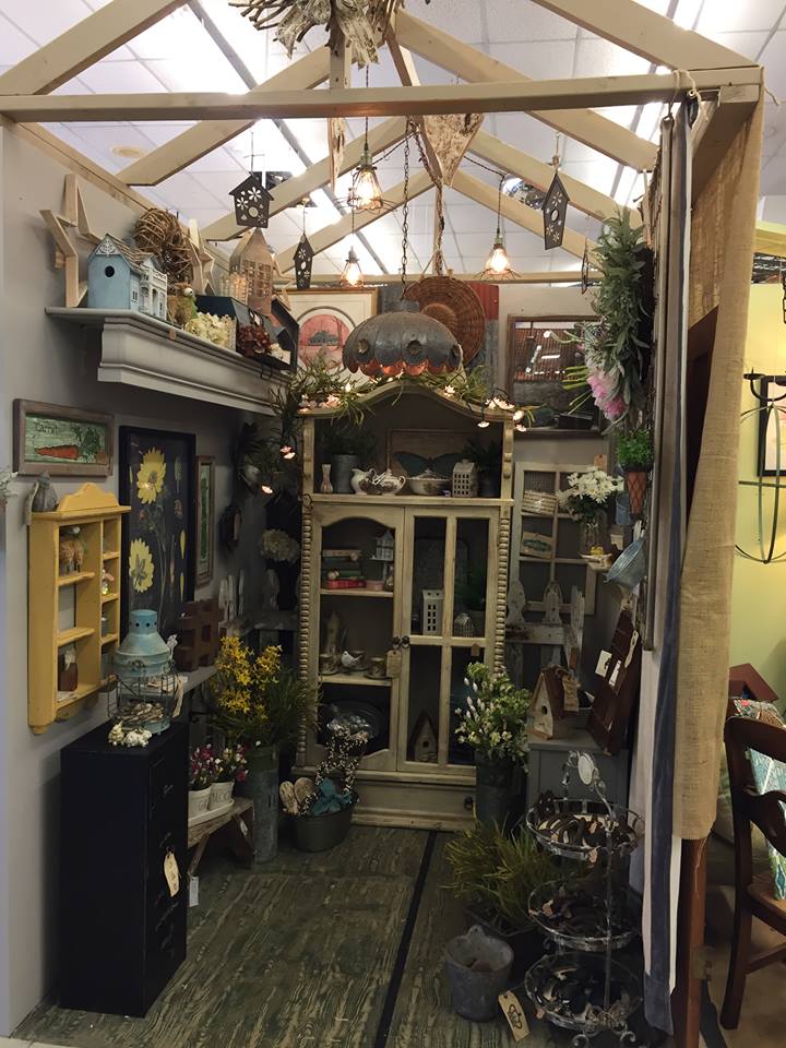 Vintage Booth Build-Outs - Booth Crush