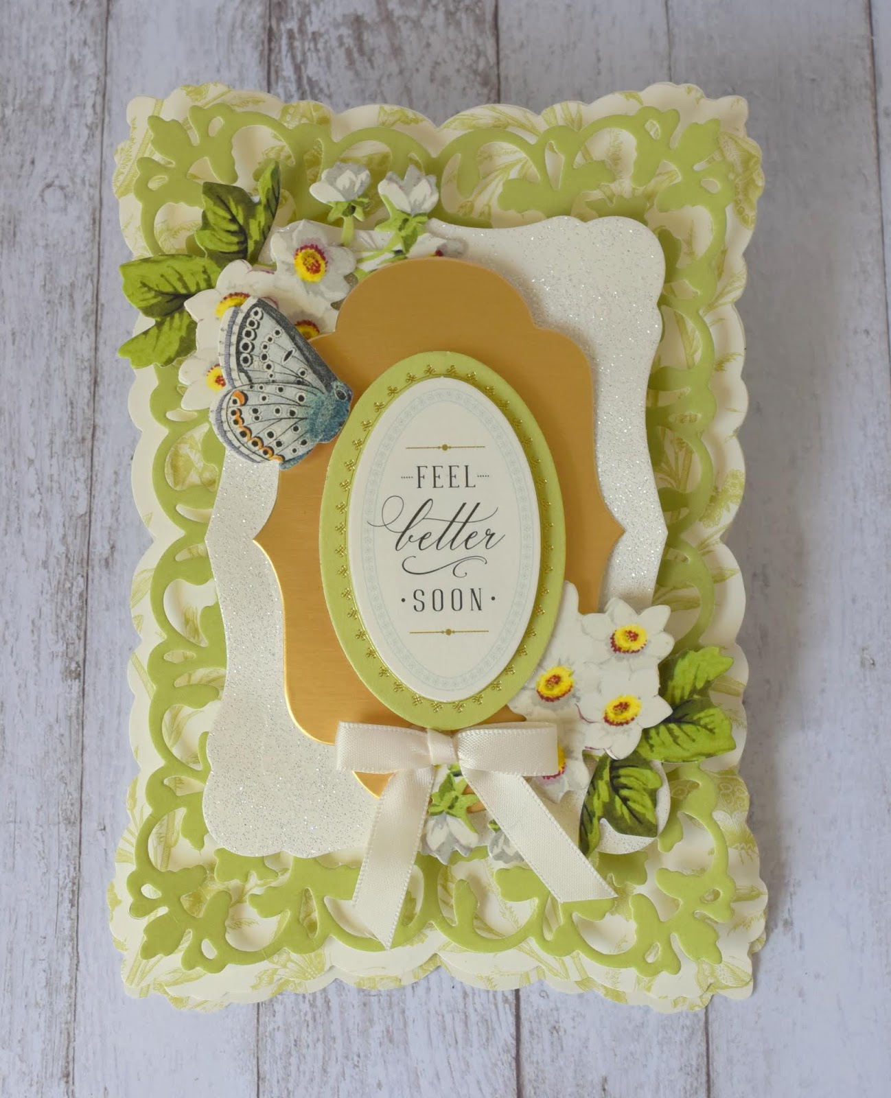 Crafty Creations with Shemaine: Elegant Easel Card Kit by Anna Griffin