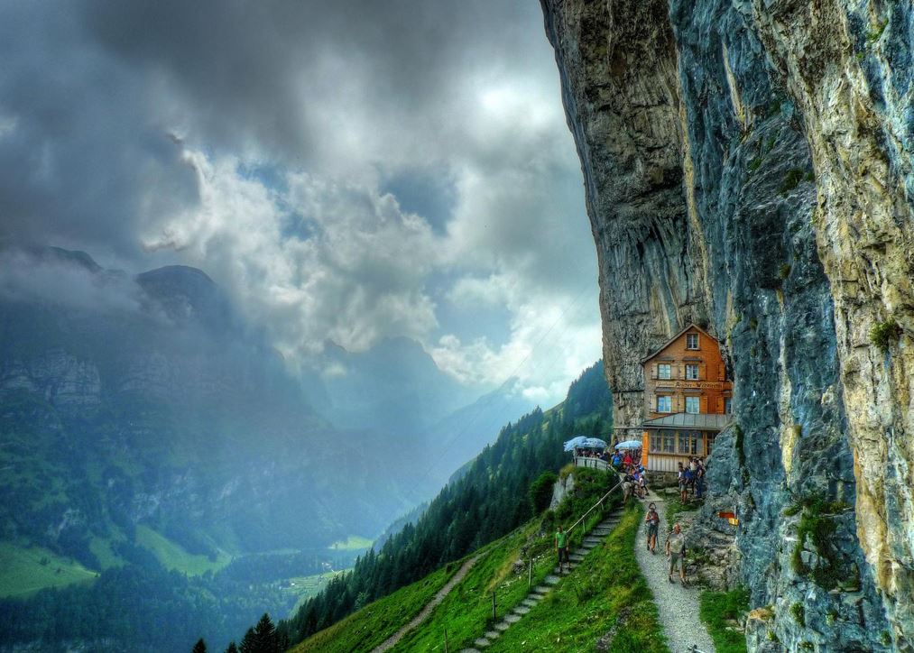 Ascher Guesthouse, Switzerland