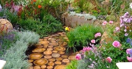 Two Men and a Little Farm: NATURAL WOOD STEPPING STONE PATH ...