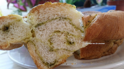 Gástalo en la cocina: PAN RUSSIAN ROSE (ROSA RUSA)