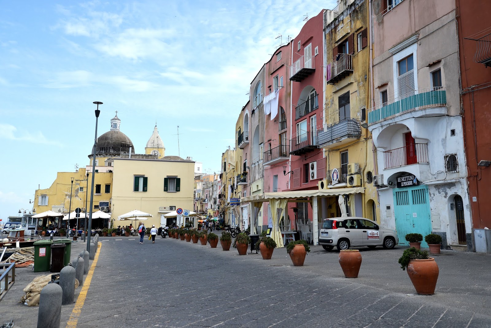 Endless Traveling Map: The Pastel Colors of Procida, Italy