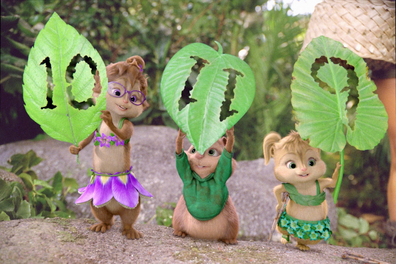 Adventures of Myk Rome...: Movie: Alvin and Chipettes Step Into the Wild
