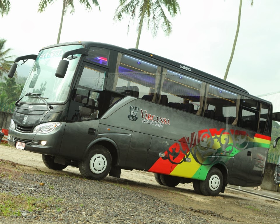 Sewa Bus Pariwisata Sumatera Barat