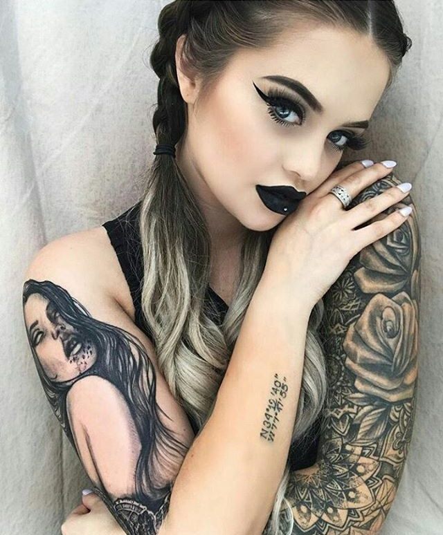 Top 10 Foto Wanita Tatoan Yang Cantik Cantik Part 7 Tato Terbaru