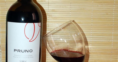 El mundo de Avekrénides. : PRUNO LA CALIDAD DE UN NÚMERO UNO.