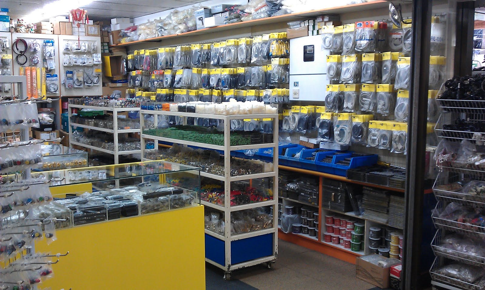 molecularporn: Sim Lim Tower