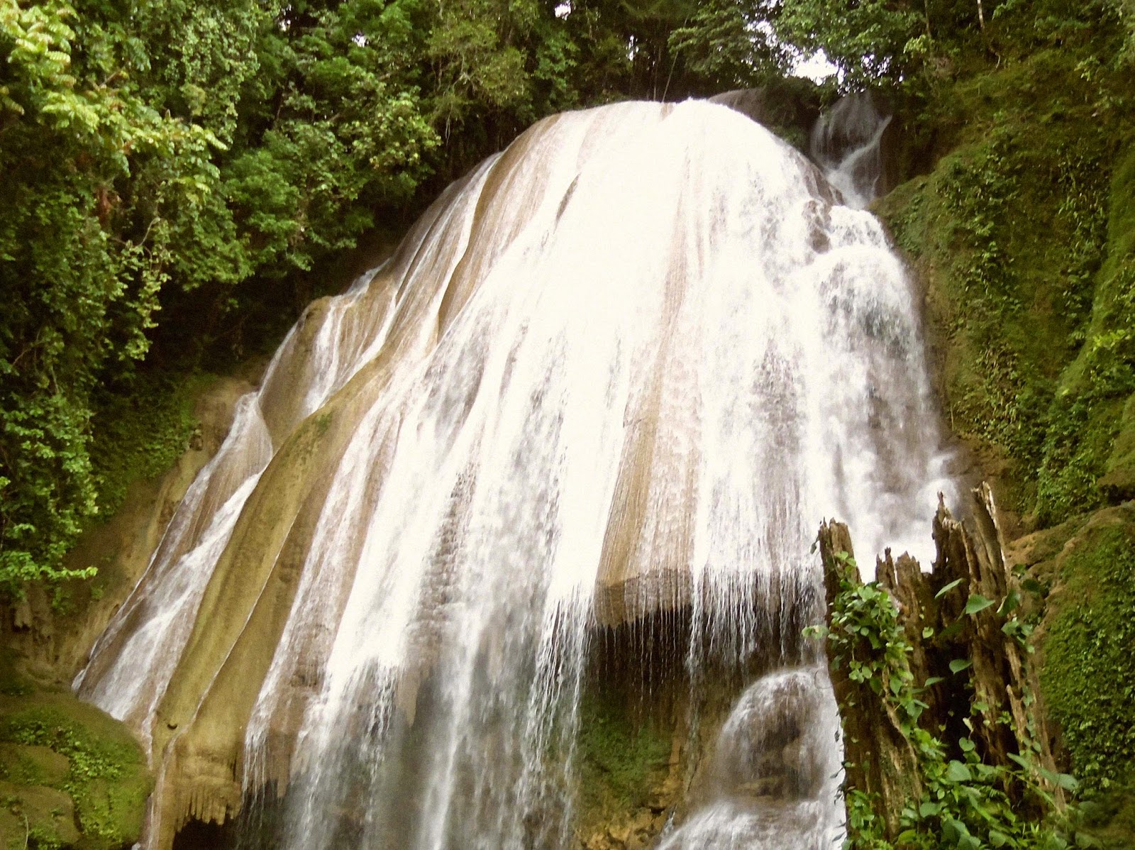 Potensi Wisata Wawonii Konawe Kepulauan Sulawesi Tenggara - GaGa TRAVELINDO