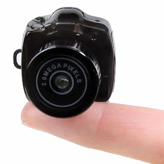 Worlds Smallest Digital Camera By Hammacher Schlemmer | Amazing Facts ...