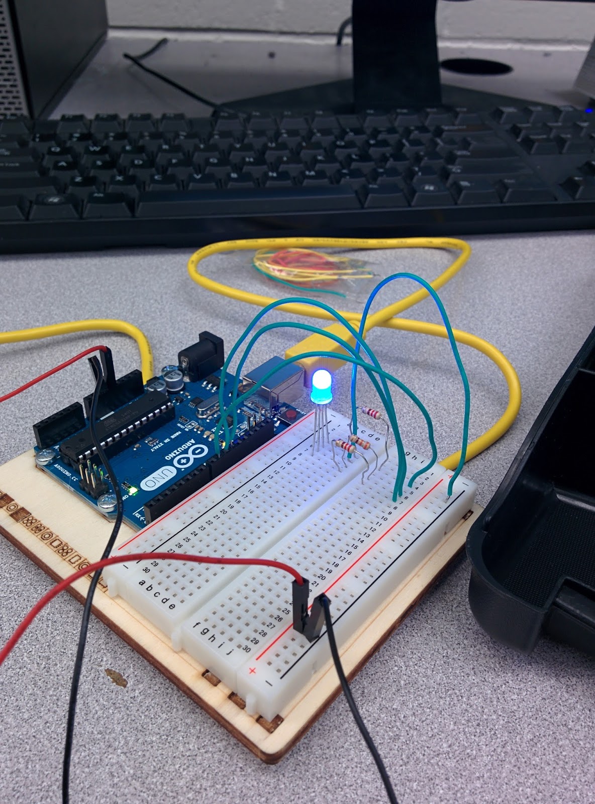 Arduino Projects: Lab 5 - RGB LED