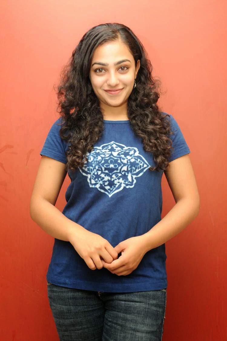 Nithya Menon Latest Slim Photos in Tshirt | HQ Pics n Galleries