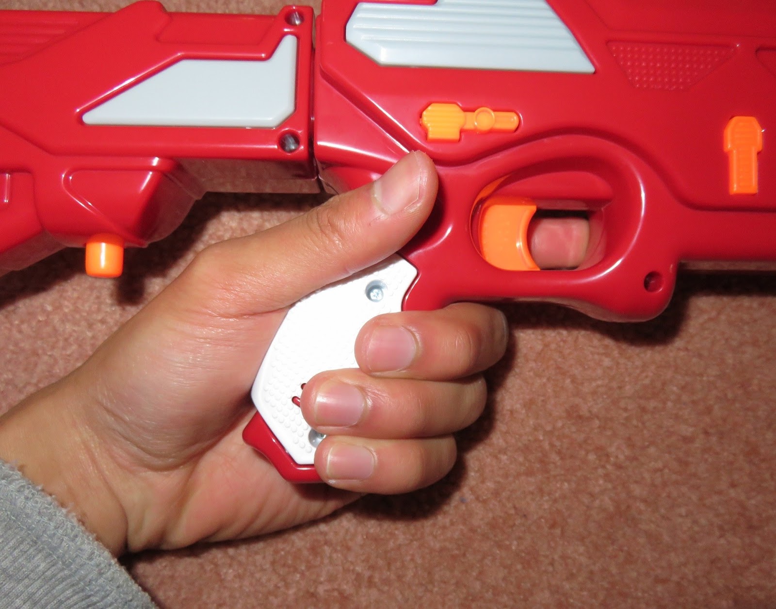 Outback Nerf: Review: Buzz Bee Thermal Hunter (15m)