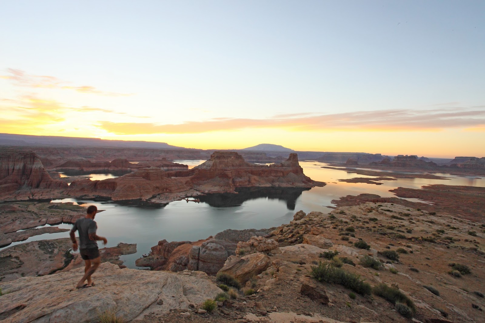 ALSTROM POINT. PAGE, ARIZONA - ADAM HAYDOCK