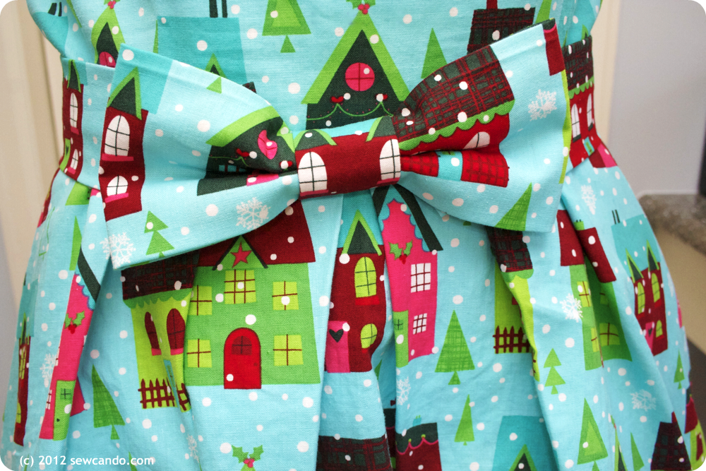 Sew Can Do: ModCloth Look, DIY Price: Stylish Holiday Dress Making