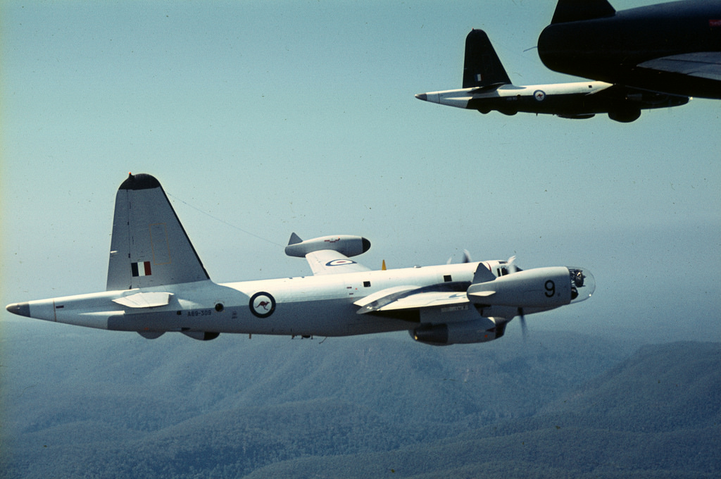 21 Breathtaking Color Photos of RAAF Orion's Aircraft Operation from ...