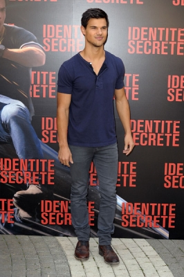 Taylor Lautner Mania - Absolutamente TUDO sobre Taylor Lautner!: Em ...