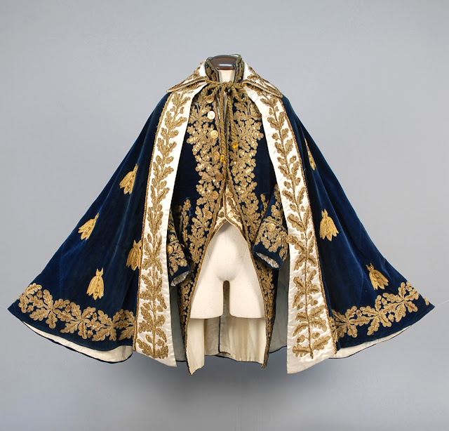 Attire's Mind: One Shot: Napoleonic Court Suit, Early 1800s