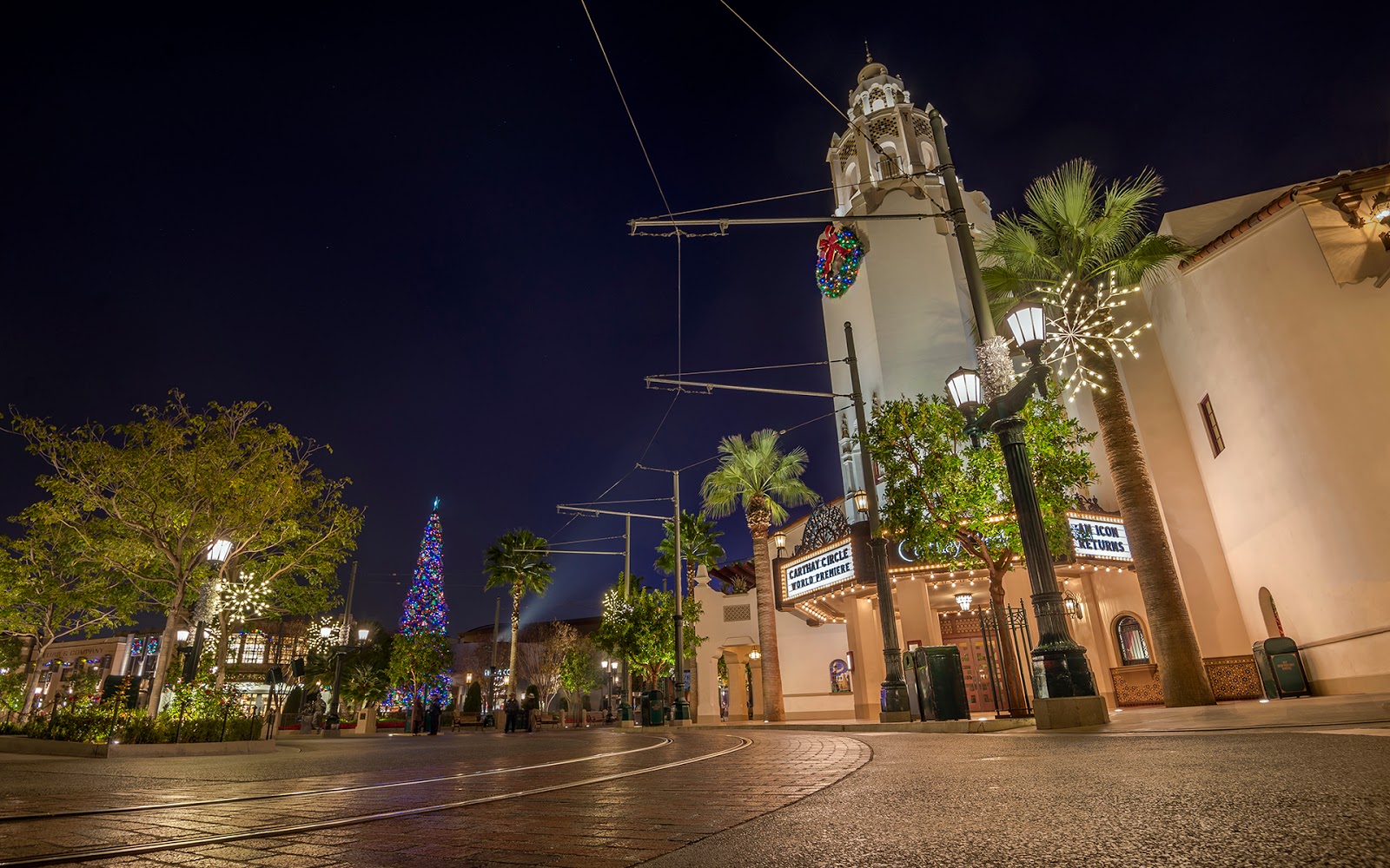 Christmas Carthay Circle