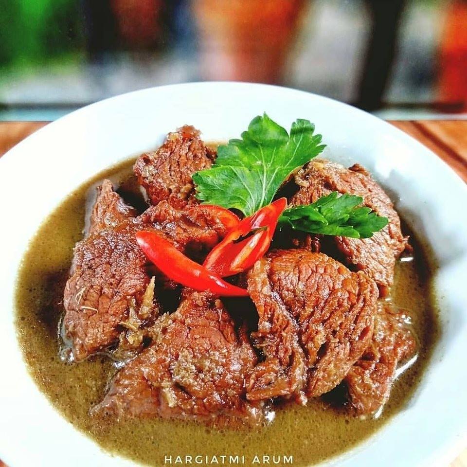 MEMBUAT MASAKAN SEMUR DAGING SEDERHANA - freewaremini