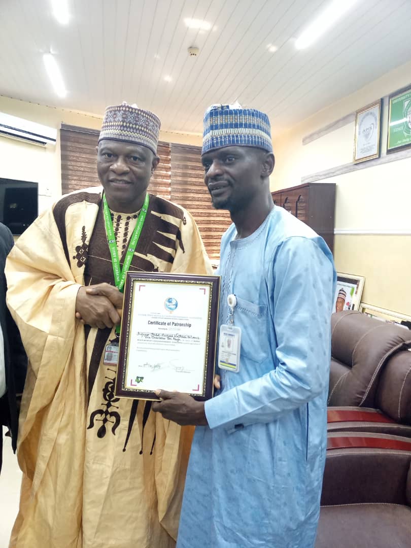 IN ABUJA: UNIBUJA VC Prof. Abdul- Rasheed Na'alla Presented With Life ...