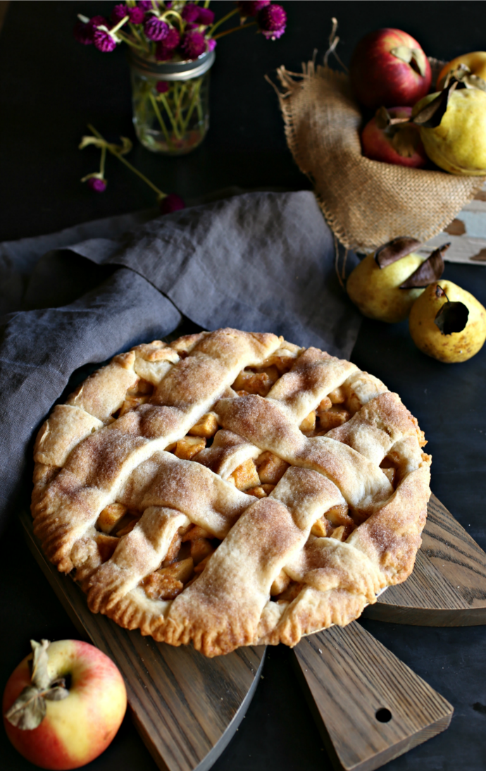 Hungry Couple: Pear and Apple Autumn Pie