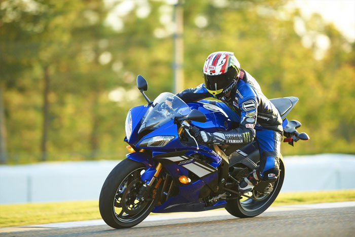 2012 Yamaha YZF-R6 Review | Specs, Price and Picture