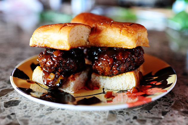 The Freezer Chicks: Spicy Whiskey BBQ Burgers
