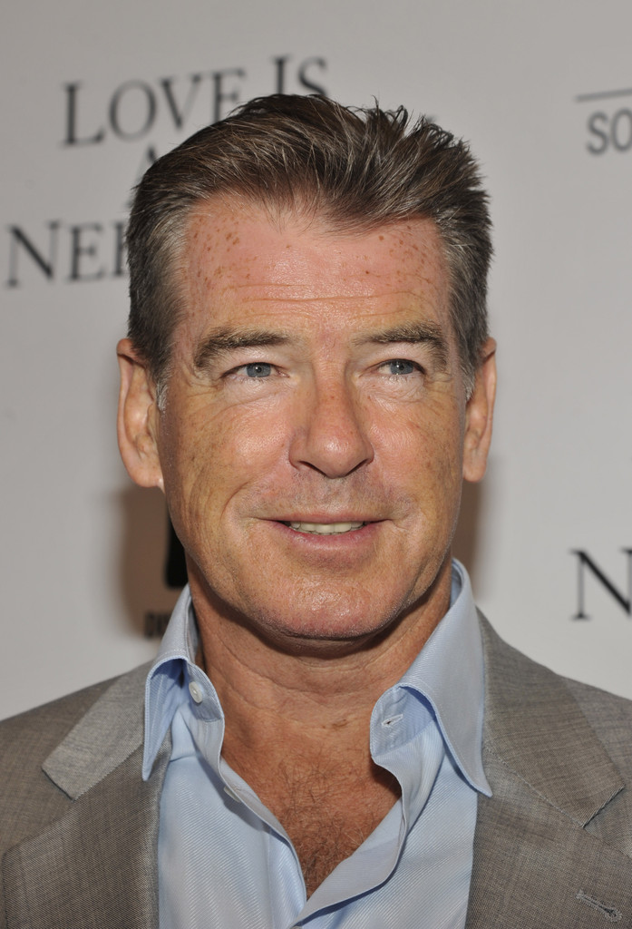 PIERCE BRENDAN BROSNAN: PIERCE IN HOLLYWOOD ( Zimbio)