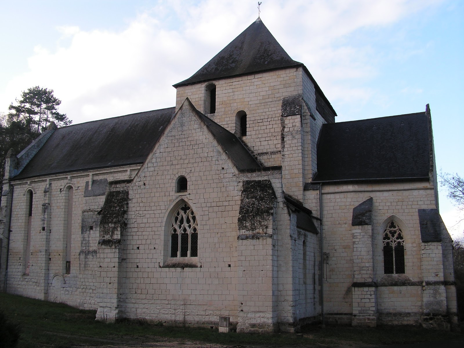 .: Notre Dame de Rigny, une renaissance en suspend...