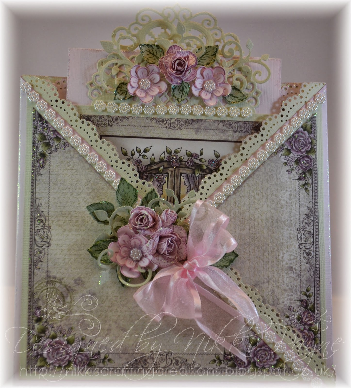 Nikki's Crafting Creations: Heartfelt Creations Class card!